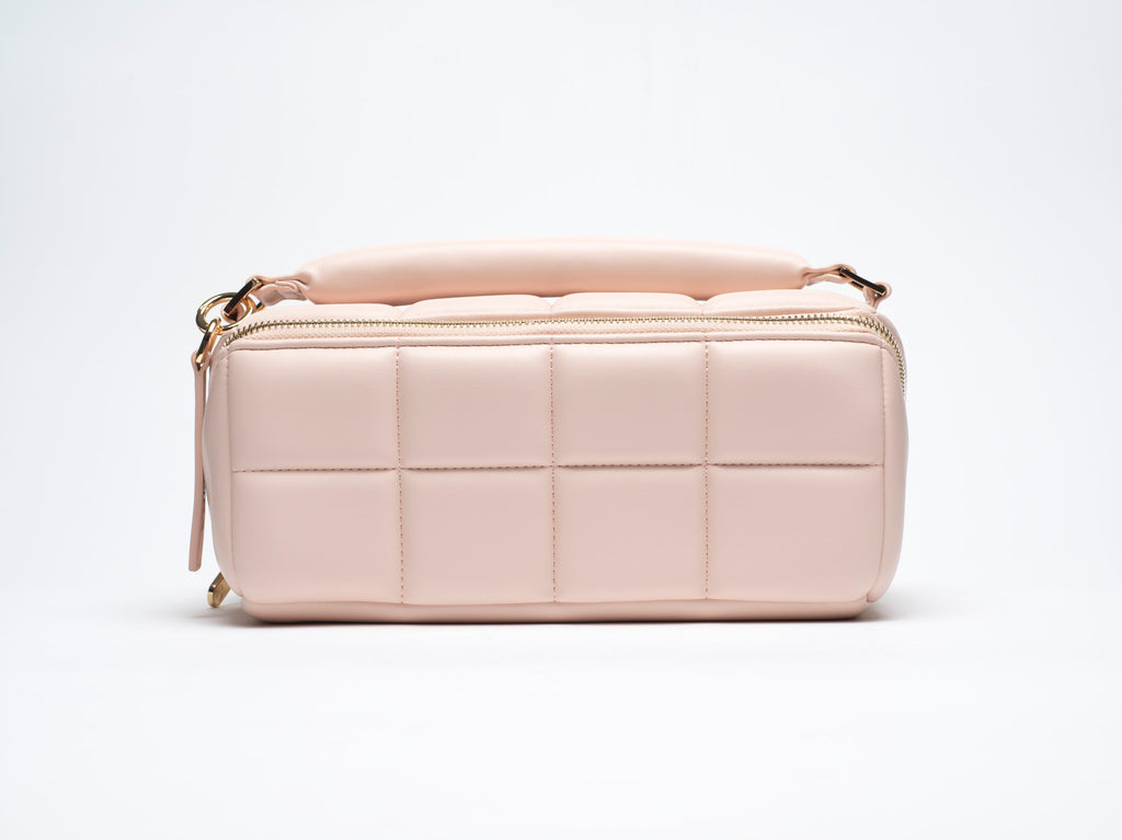 The Homee - Blush Pink Quilted Makeup Bag – Runway Room Cosmetics