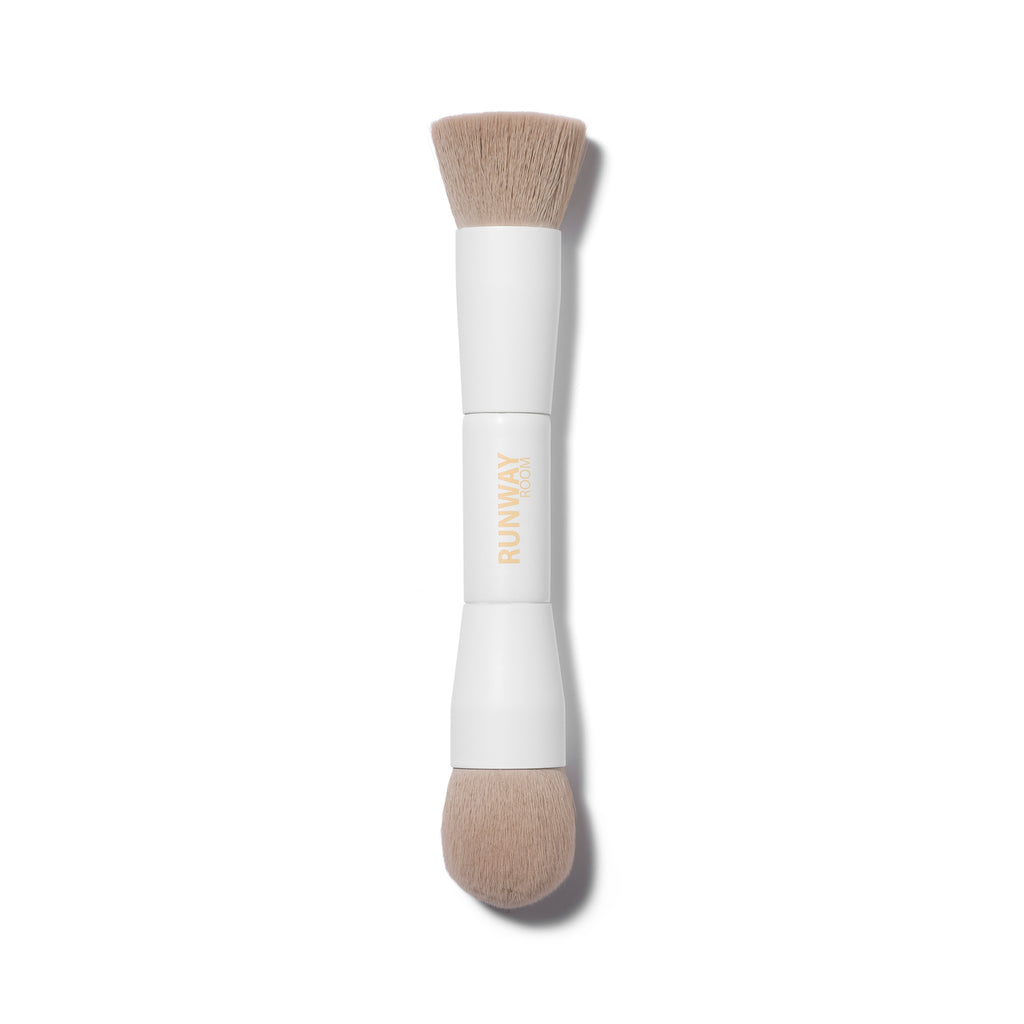 Face Wand - Dual End Foundation/Powder Brush – Runway Room Cosmetics